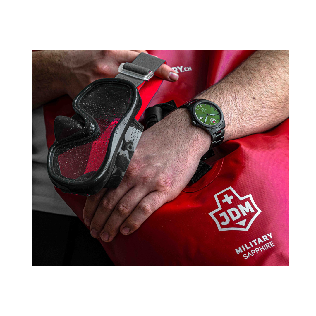 JDM Military Rubber Red Bag – GDG Watches